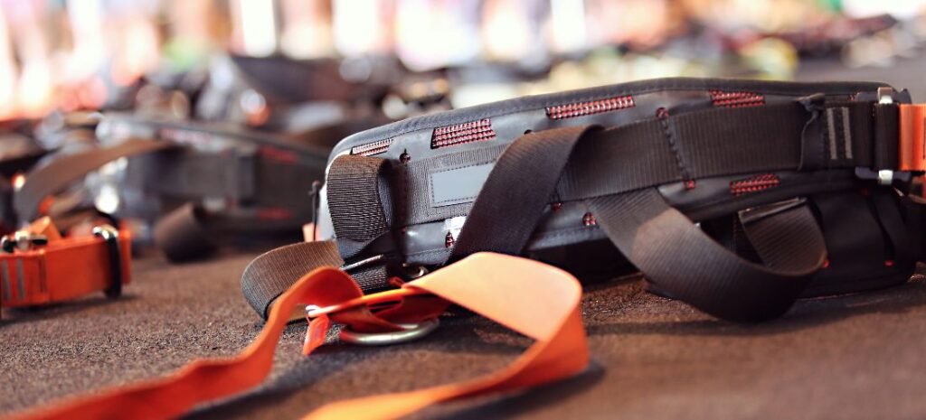 Guide complet pour choisir le bon baudrier d'escalade - OutWild - Expéditions & Voyages